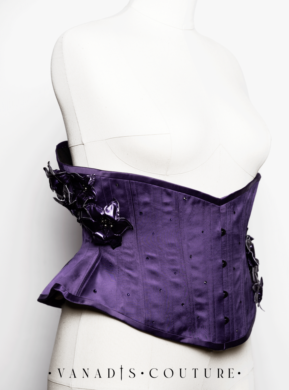 Get a behind-the-scenes look at the creative process behind the Hnoss ...